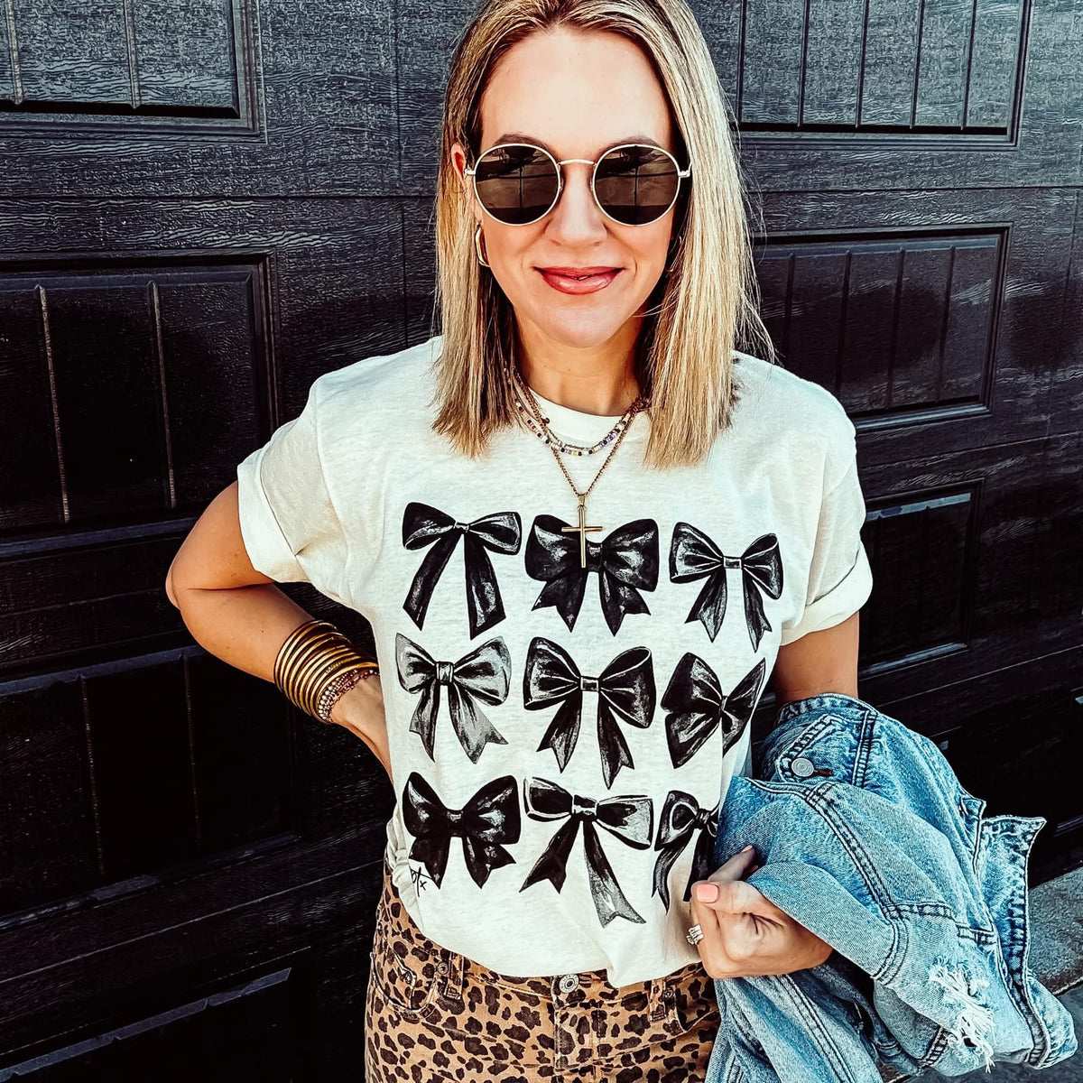 {FANCY BLACK BOWS} Natural Crew Neck Tee | Twisted Buffalo Boutique